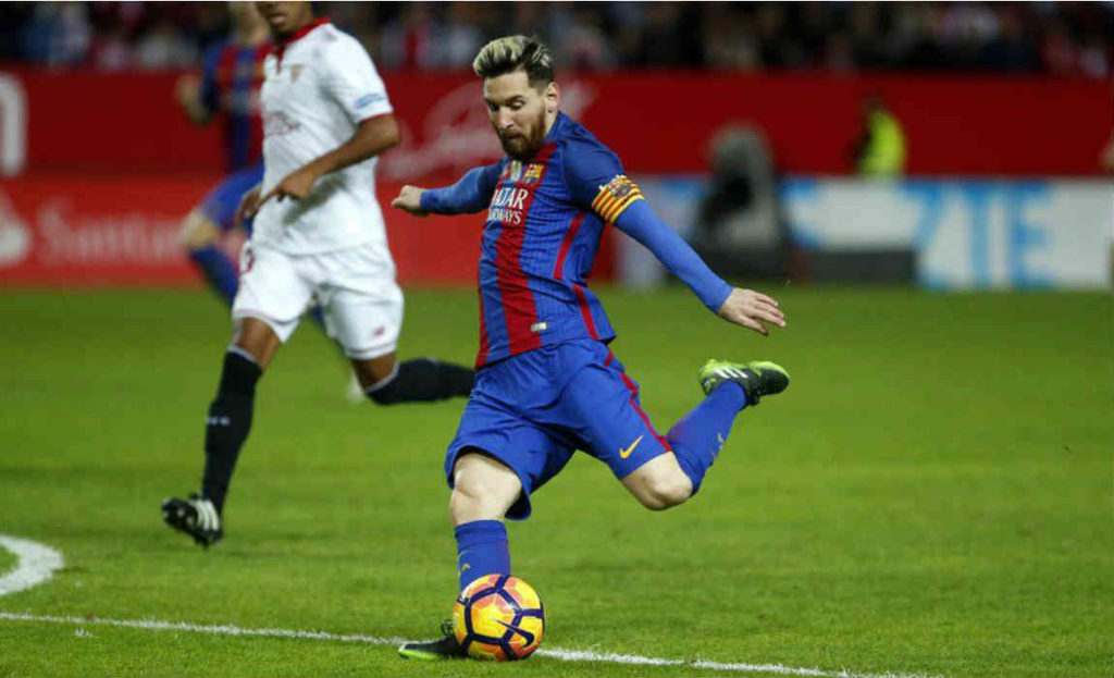 Manchester United Claim That They Cannot Compete With Rivals Manchester ...